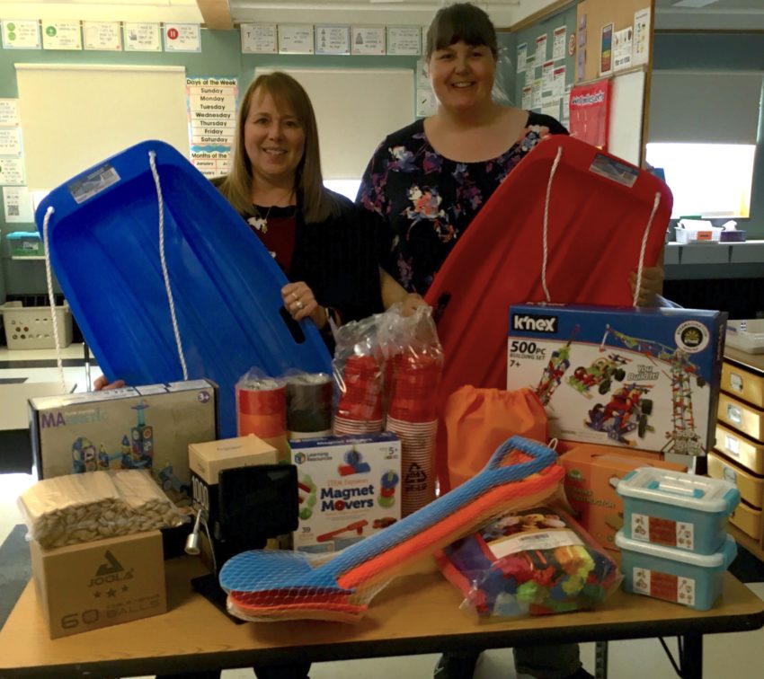 Mrs. Emery and Mrs. Lecandar Awarded STEM Grant – Stratton School