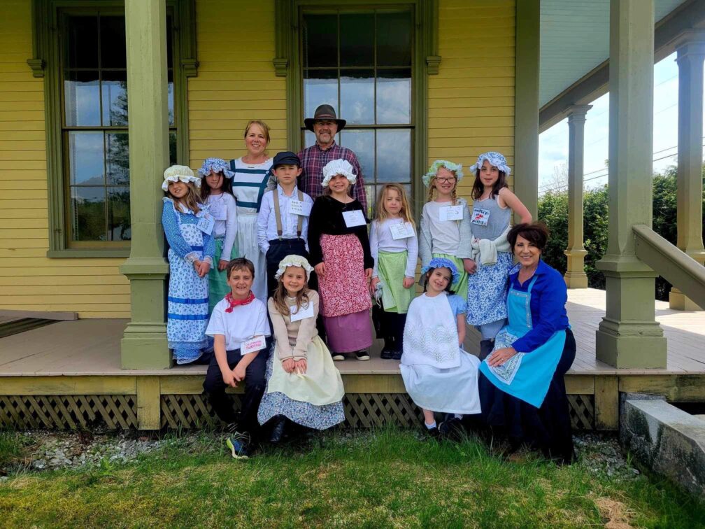 Stratton School – Come grow with us!